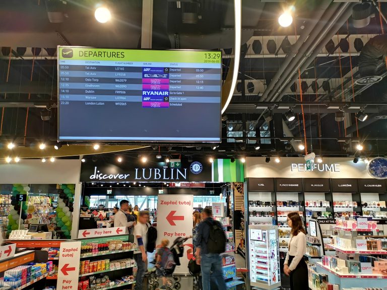 Lublin Airport powered by PADS4 - FIDS.com